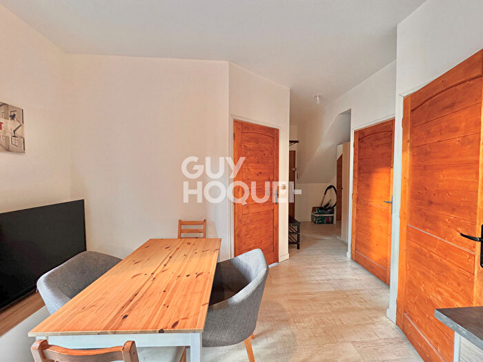 Appartement à louer - Aix-les-Bains, Centre-ville - 2 pièces - 1 chambre