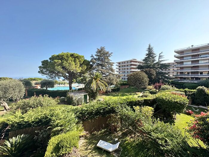 Nice, Lanterne : Appartement 2 pièces à louer