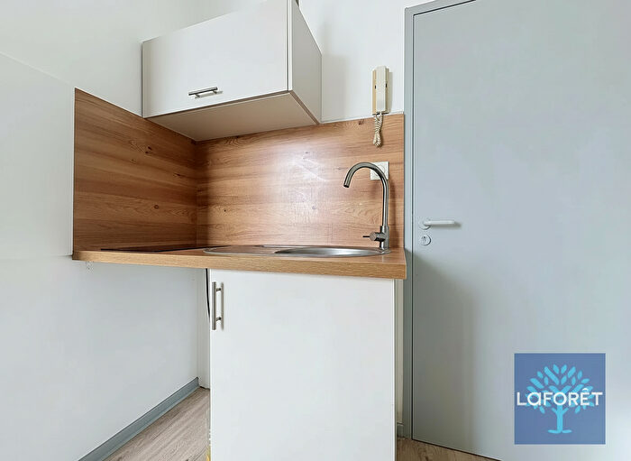Appartement 1 pièce à louer à La Roche-sur-Yon, Vallée Verte, Liberté