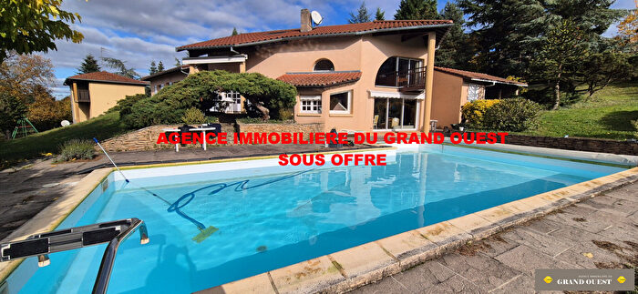 Maison à vendre - Lentilly - 8 pièces - 5 chambres