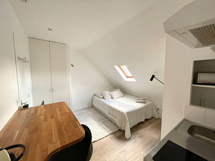 Appartement à louer - Invalides, Paris ème arrondissement - 1 pièce