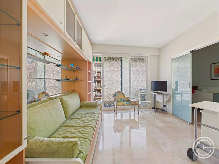 Appartement 1 pièce à Nice, Promenade des Anglais, Rue de France, à louer