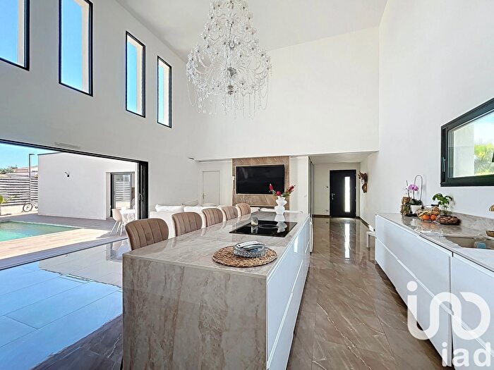 Maison à vendre - Vias, Ville - 4 pièces - 3 chambres