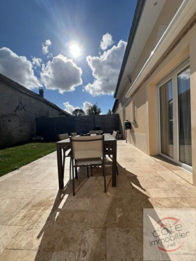 Maison 4 pièces à vendre à Sainville