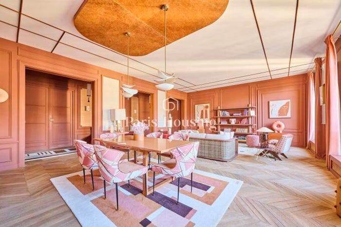 Appartement 8 pièces à louer à Porte Dauphine, Paris 16ème arrondissement