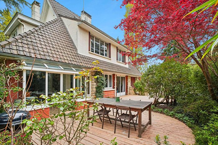 Maison 7 pièces à vendre à La Celle-Saint-Cloud, La Chataigneraie
