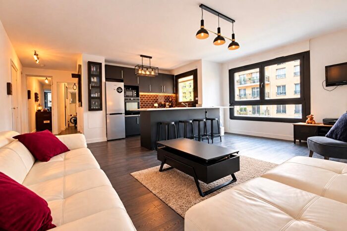 Appartement 3 pièces à Levallois-Perret, Front de Villiers, à vendre
