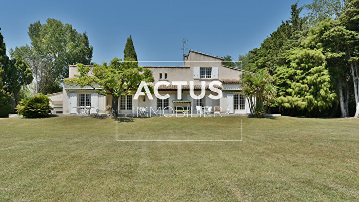 Maison 8 pièces à vendre à Salon-de-Provence, Touret, Route d'Eyguières