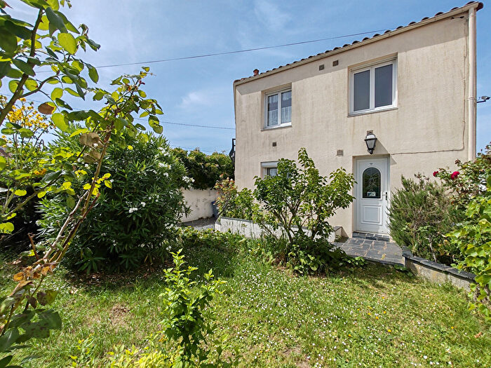 Rezé, Château - Maison 4 pièces à vendre