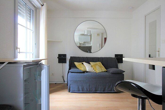 Appartement à louer - Clemenceau, Dijon - 1 pièce - 1 chambre