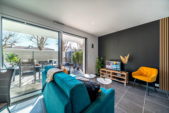 Appartement à vendre - Royan, Centre-ville - 2 pièces - 1 chambre