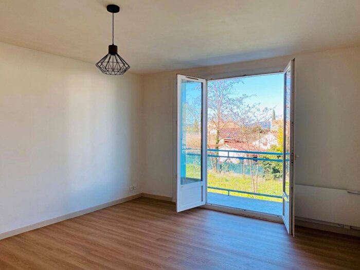 Appartement à louer - Centre Ancien, Pertuis - 3 pièces - 2 chambres