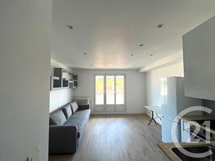 Appartement 2 pièces à louer à Maisons-Alfort, Charentonneau