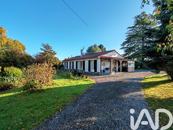 Maison à vendre - Pressignac - 10 pièces - 4 chambres