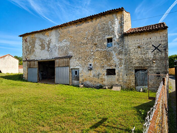 Maison 5 pièces à vendre - Saint-Fraigne