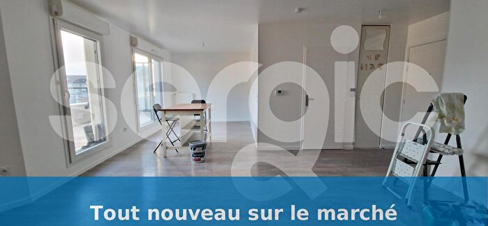 Appartement à louer - Saint-Ouen-lAumône, Centre-ville, Prairie - 1 pièce