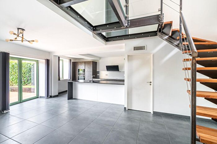 Maison à vendre - Lucenay - 4 pièces - 3 chambres