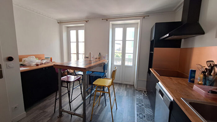 Clermont-Ferrand, Jaude, Fontgiève Saint-Alyre : Appartement 4 pièces à vendre