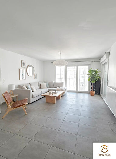 Appartement à vendre - Marseille e , Euroméditerranée - 3 pièces - 2 chambres