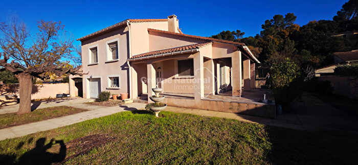 Maison à vendre - Bagnols-sur-Cèze, Lamargue - 5 pièces - 4 chambres