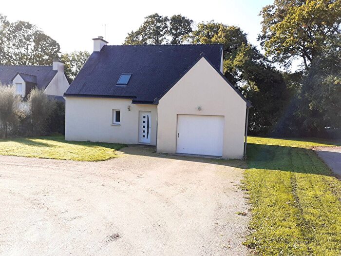 Maison à louer - Clohars-Carnoët - 6 pièces - 4 chambres