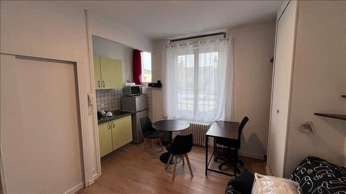 Appartement 1 pièce à louer à Centre Ville-Les Marins, Châteauroux