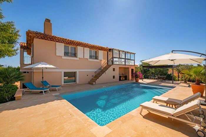 Appartement 5 pièces à louer - Nartelle-Noyer-Bellevue-bd des Sardinaux, Sainte-Maxime