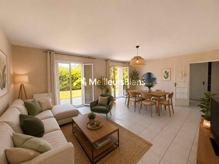 Appartement 4 pièces à Mantes-la-Ville, Louise Michel, à vendre