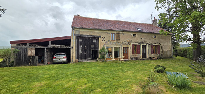 Arzembouy - Maison 8 pièces à vendre
