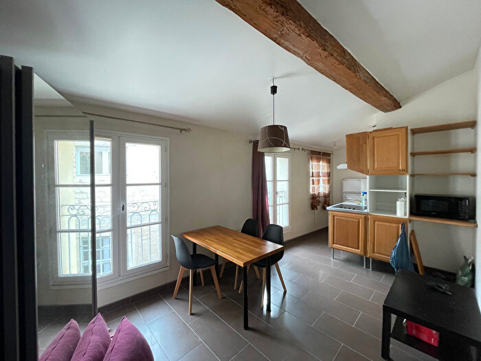 Appartement à louer - Montpellier, Centre historique - 2 pièces - 1 chambre