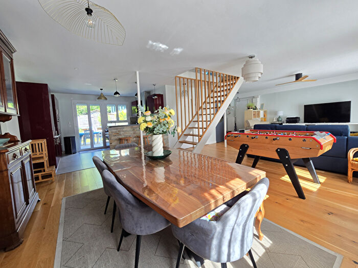 Maison à vendre - Le Plessis-Trévise, Val Roger - 6 pièces - 3 chambres