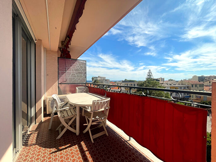 Appartement à vendre - Nice, Arenas - 3 pièces - 2 chambres