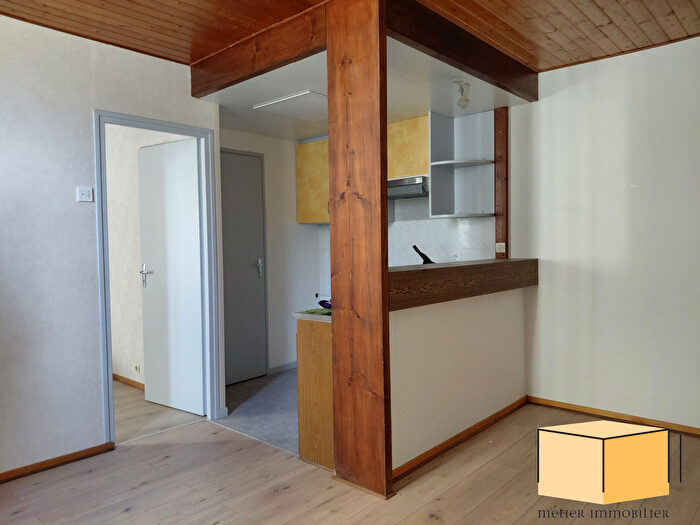 Appartement à louer - Saint-Genix-sur-Guiers - 1 pièce