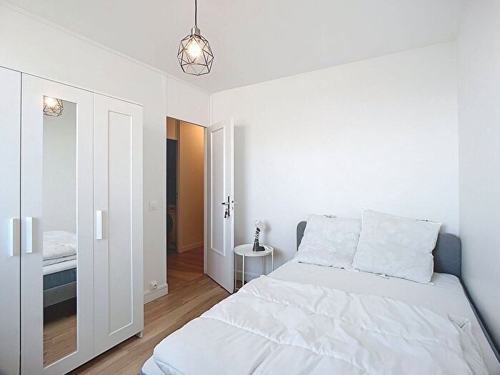 Appartement 6 pièces à louer à Le Bachut, Lyon 8ème arrondissement