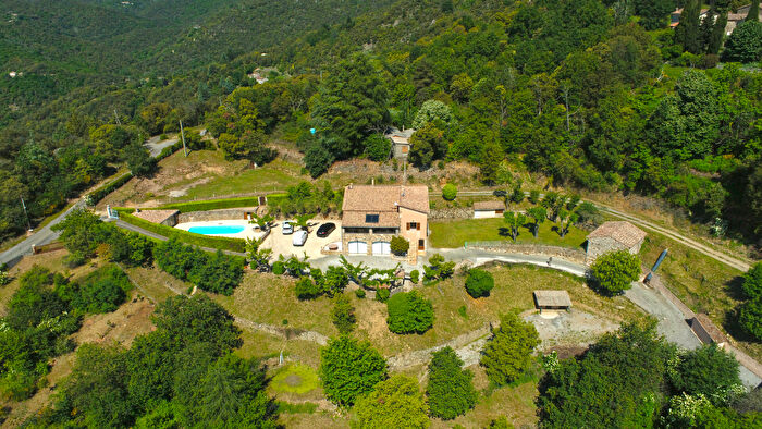 Maison 5 pièces à Soudorgues, à vendre