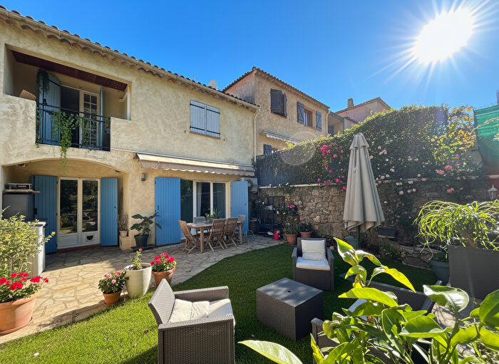 Maison à vendre - Grasse, Saint-Antoine, Aspres, Plascassier - 4 pièces - 3 chambres