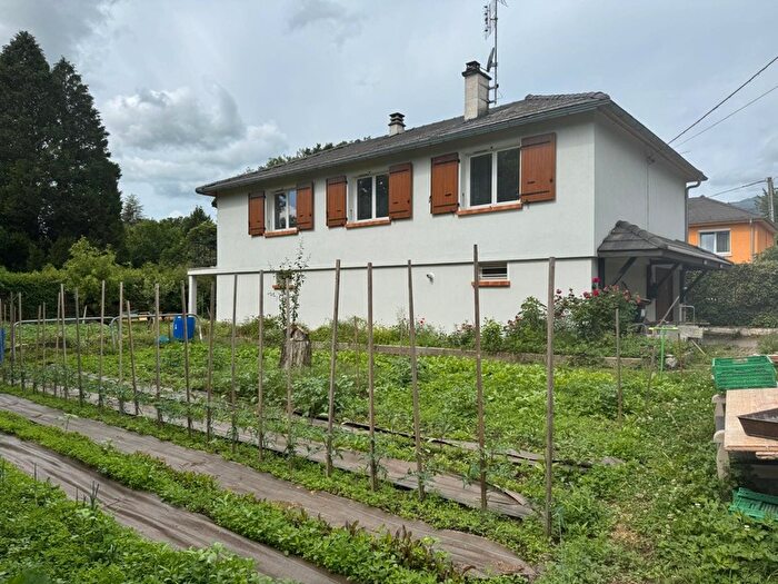 Saint-Genis-Pouilly - Maison 5 pièces à vendre