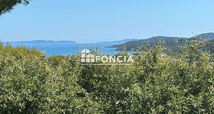 Appartement à vendre - Bormes-les-Mimosas, La Favière, Le Gau, Cap-Bénet, Cabasson, Plages - 3 pièces - 2 chambres