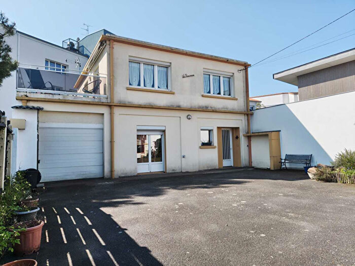 Maison à vendre - Saint-Brevin-les-Pins, Centre-ville, Stade - 5 pièces - 3 chambres