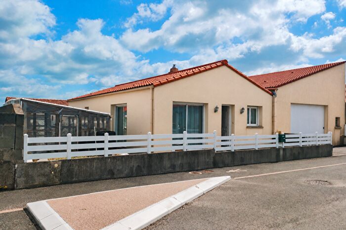 Maison 3 pièces à Treize-Septiers, à vendre