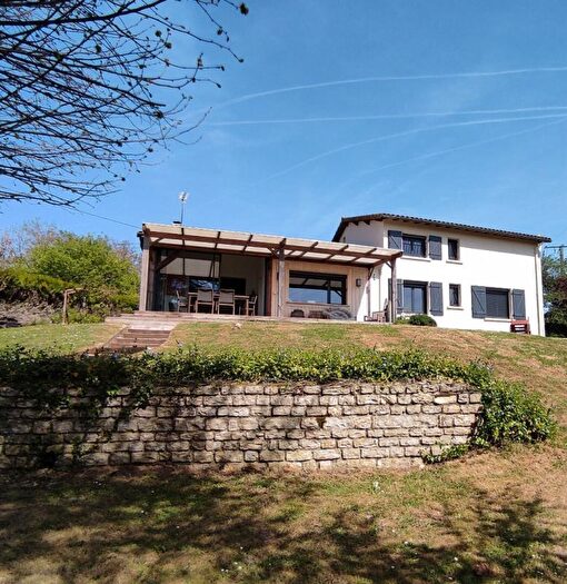 Maison 8 pièces à vendre à Monthoiron