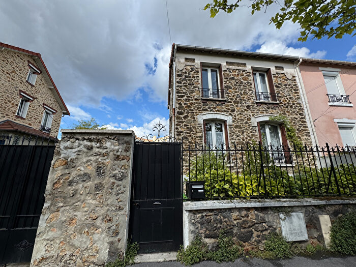 Maison à vendre - Bondy, Moulin à Vent, Le Mainguy - 4 pièces - 2 chambres