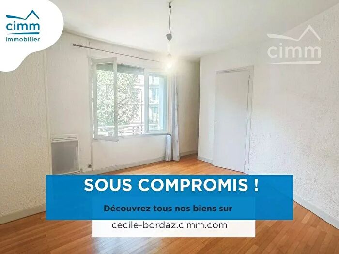 Appartement 1 pièce à Grenoble, Bajatière, à vendre