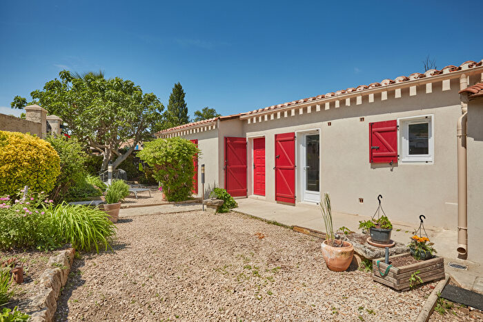 Maison 4 pièces à vendre à Alleins