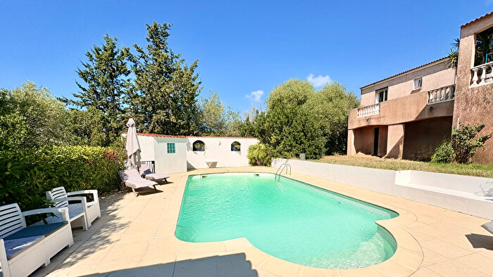 Maison à vendre - Afa - 5 pièces - 3 chambres