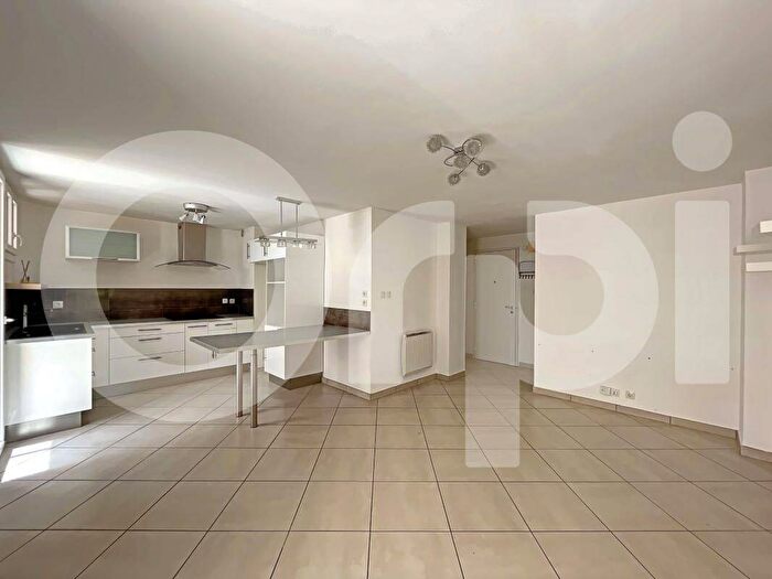 Appartement 3 pièces à louer à Vieille Chapelle, Marseille 8ème arrondissement