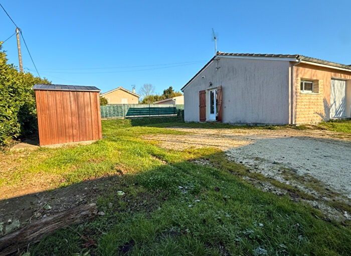 Maison à vendre - La Lande-de-Fronsac - 3 pièces - 2 chambres