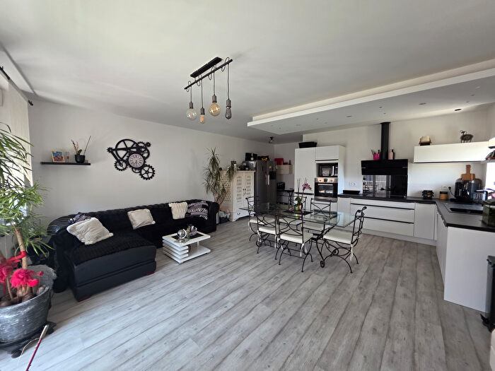 Maison 4 pièces à Homps, à vendre