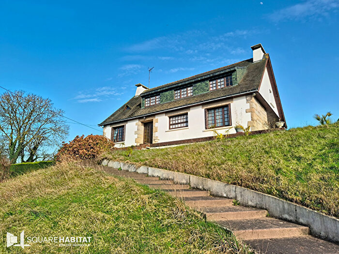 Maison à vendre - La Chèze - 6 pièces - 3 chambres