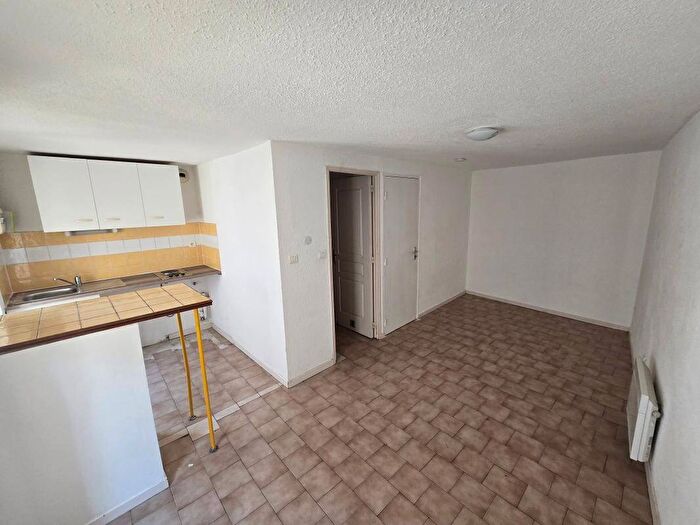 Bourg-Charité, Narbonne : Appartement 2 pièces à louer